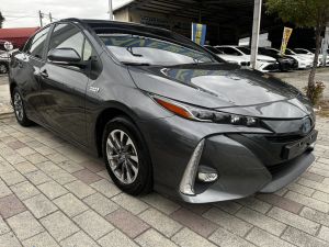 Toyota Prius PHV二手價格行情及中古車買賣-8891汽車