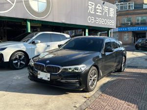 BMW 5-Series 520i二手價格-8891中古車