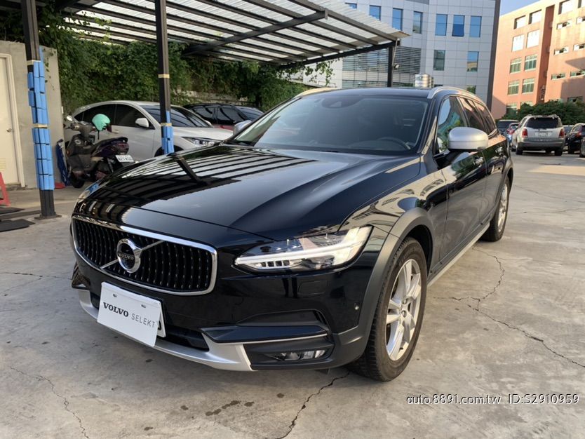 Volvo/富豪 V90 Cross Country-V90CC 4WD_雙增壓引擎320匹馬力_多項精品改裝_歡迎加Line