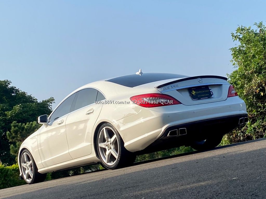 Mercedes-Benz/賓士 CLS-日規配備好 AMG套件 23P 三區恆溫 四出排氣管 電熱椅 免鑰匙 絕無僅有