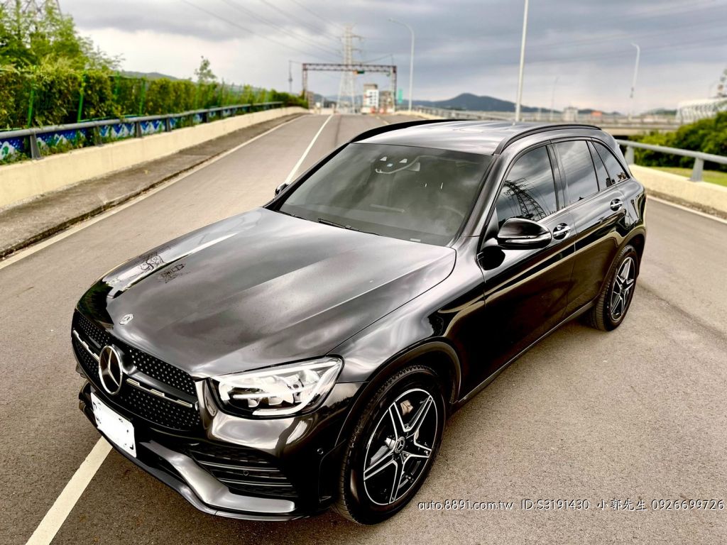 Mercedes-Benz/賓士 GLC-原廠保固 23P 夜色套件