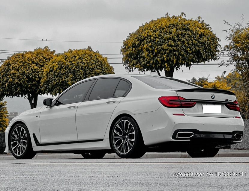 BMW/ R 7-Series-少年董車庫 總代理 ALPINA 740i 正原廠M750外觀 優惠中