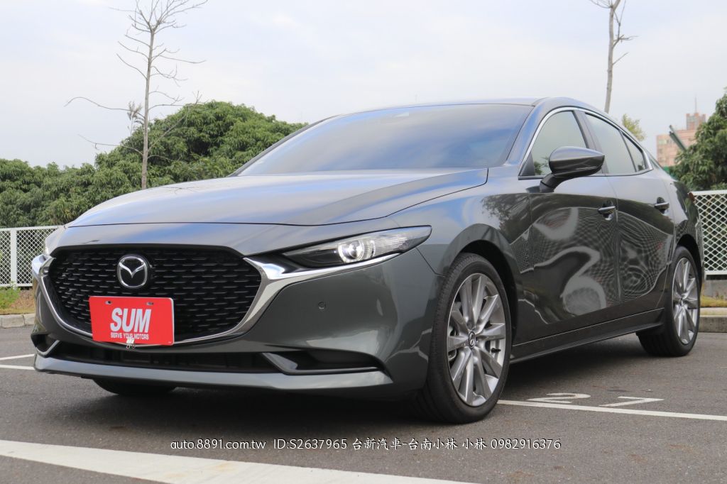 嚴選專區 - Mazda/馬自達 3-台南小林-MAZDA3 2020年式 頂級 新車89.9萬 僅跑6000公里