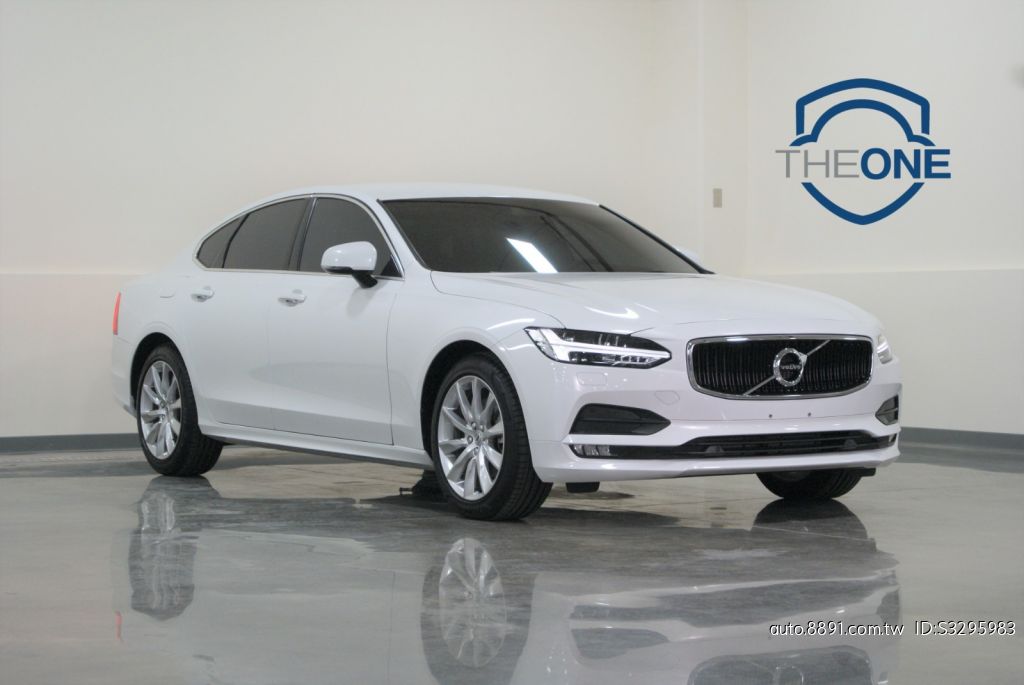 Volvo/富豪 S90-T4 Momentum，絕美車況，原廠保固中 享7天鑑賞期保障